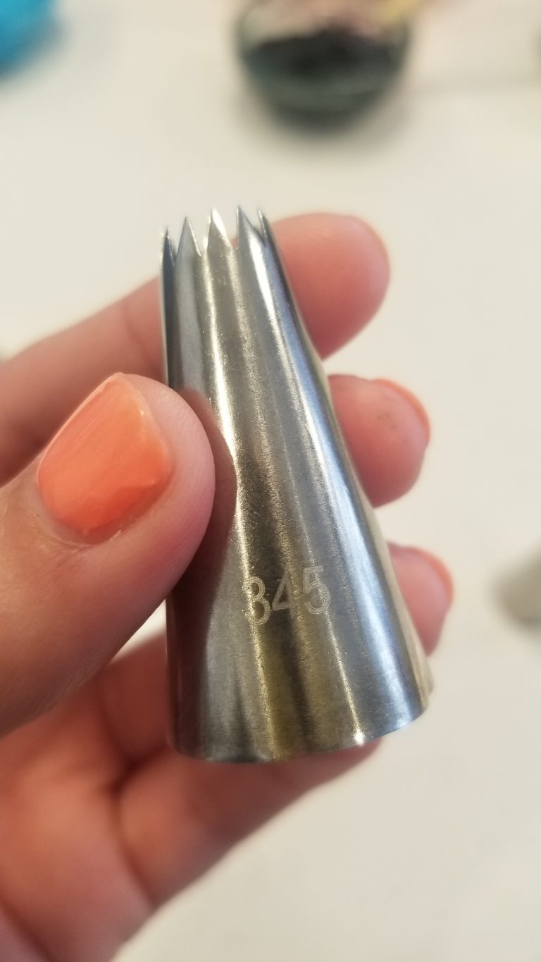 Decorating a Sheet Cake Tutorial - Sugared Sentiments