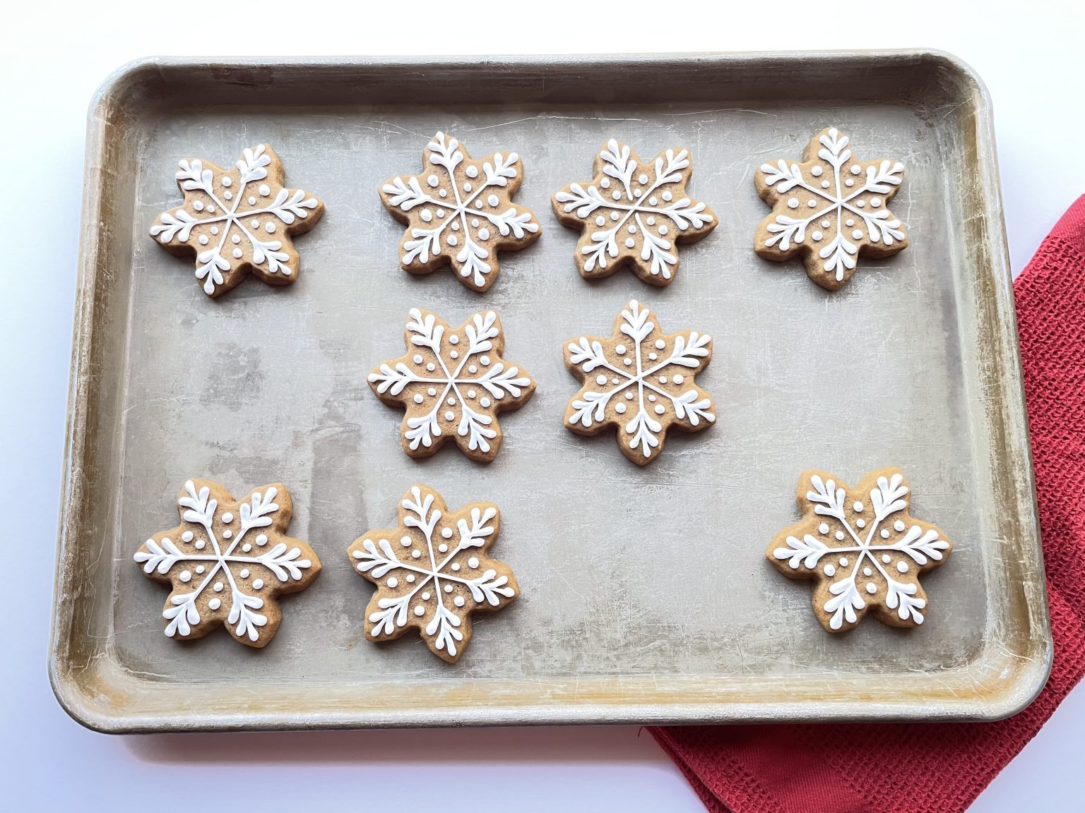 Soft Roll-Out Gingerbread Cookies - Sugared Sentiments