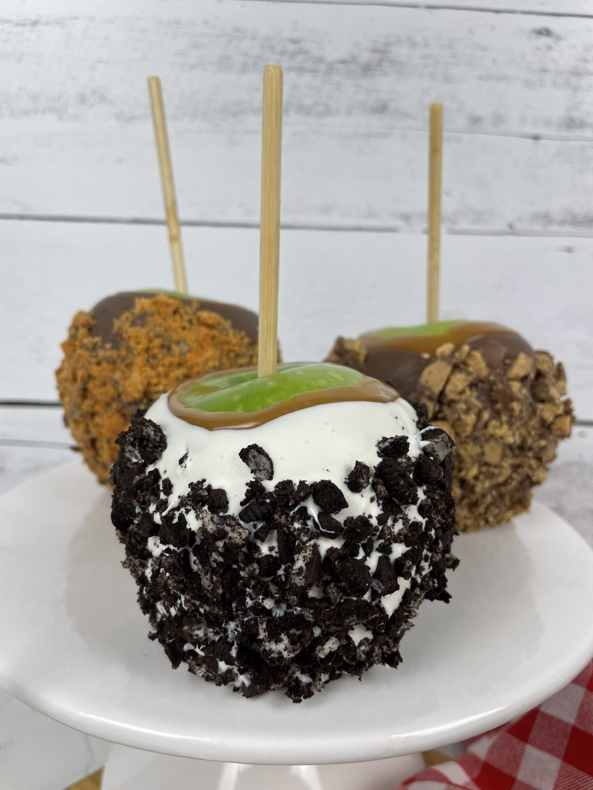 How To Make: Gourmet Caramel Apples At Home - Sugared Sentiments