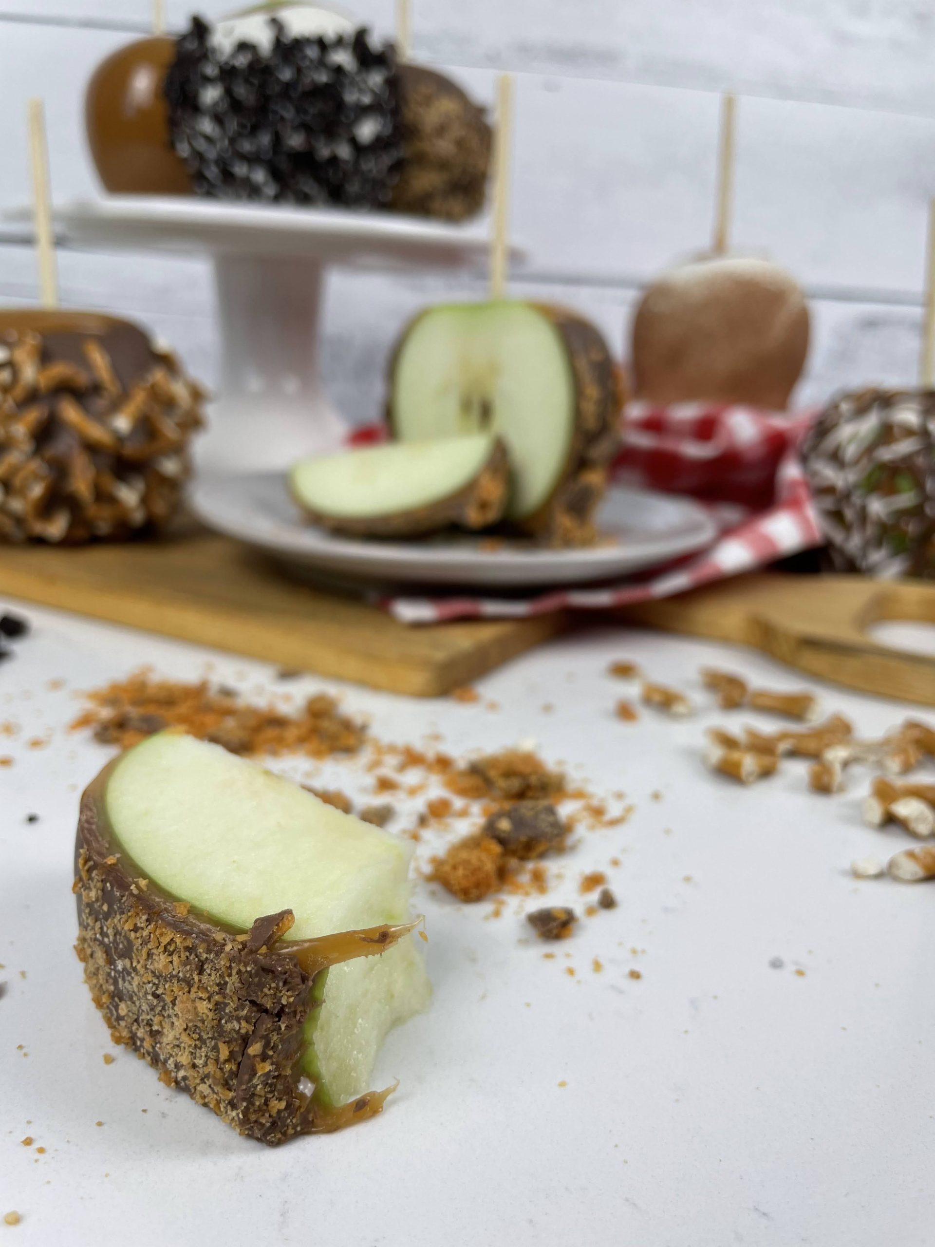 How To Make: Gourmet Caramel Apples At Home - Sugared Sentiments